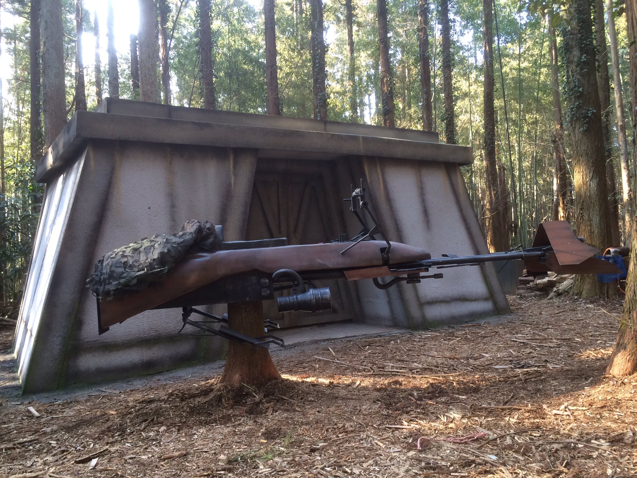 CAMP DEVGRU on Twitter: "スピーダーの設置と基地入口のウェザリングが完了しました！今週末からここでサバゲできます。その他、コスプレ撮影やライトセーバーのチャンバラなどで ...