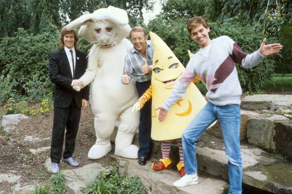 Great pic from the archive - PaulDaniels with Wizbit, Wooly the rabbit ...