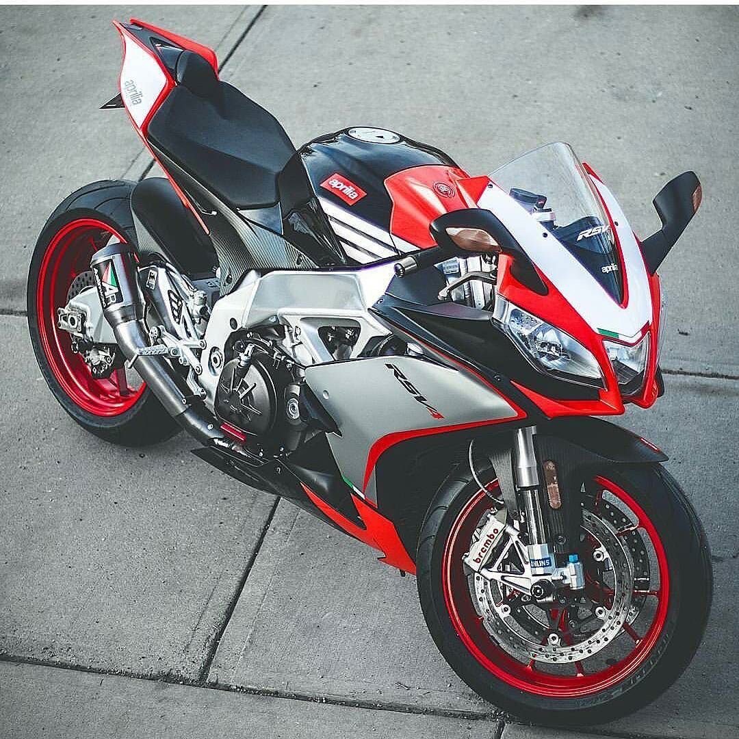 Aprilia Rsv4 Red