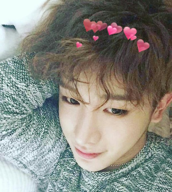 Monsta X Being Cute On Twitter Wonho With Hearts E4ngzeqkfv