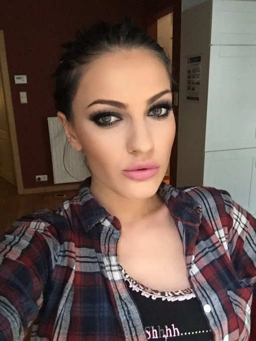 TW Pornstars - Honey Demon Official. Pictures and videos from Twitter.