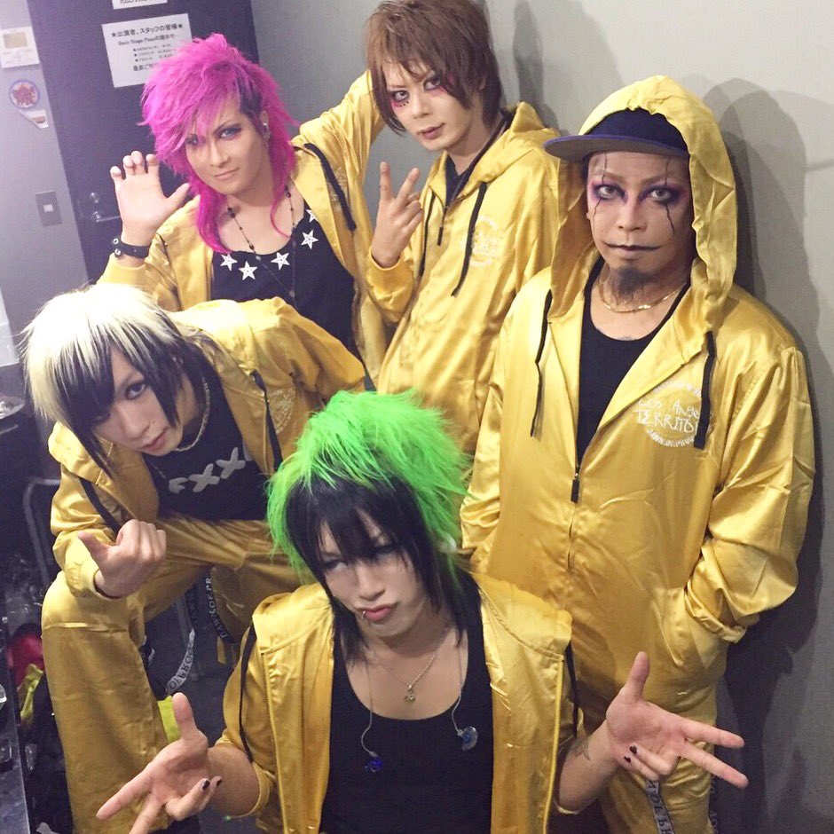 UCHUSENTAI:NOIZ 2016年楽屋ショットまとめ (2ページ目) - Togetter [トゥギャッター]