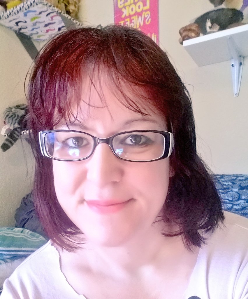 Tw Pornstars Gina Rpg Geek Twitter Ill Be On Chaturbate In About