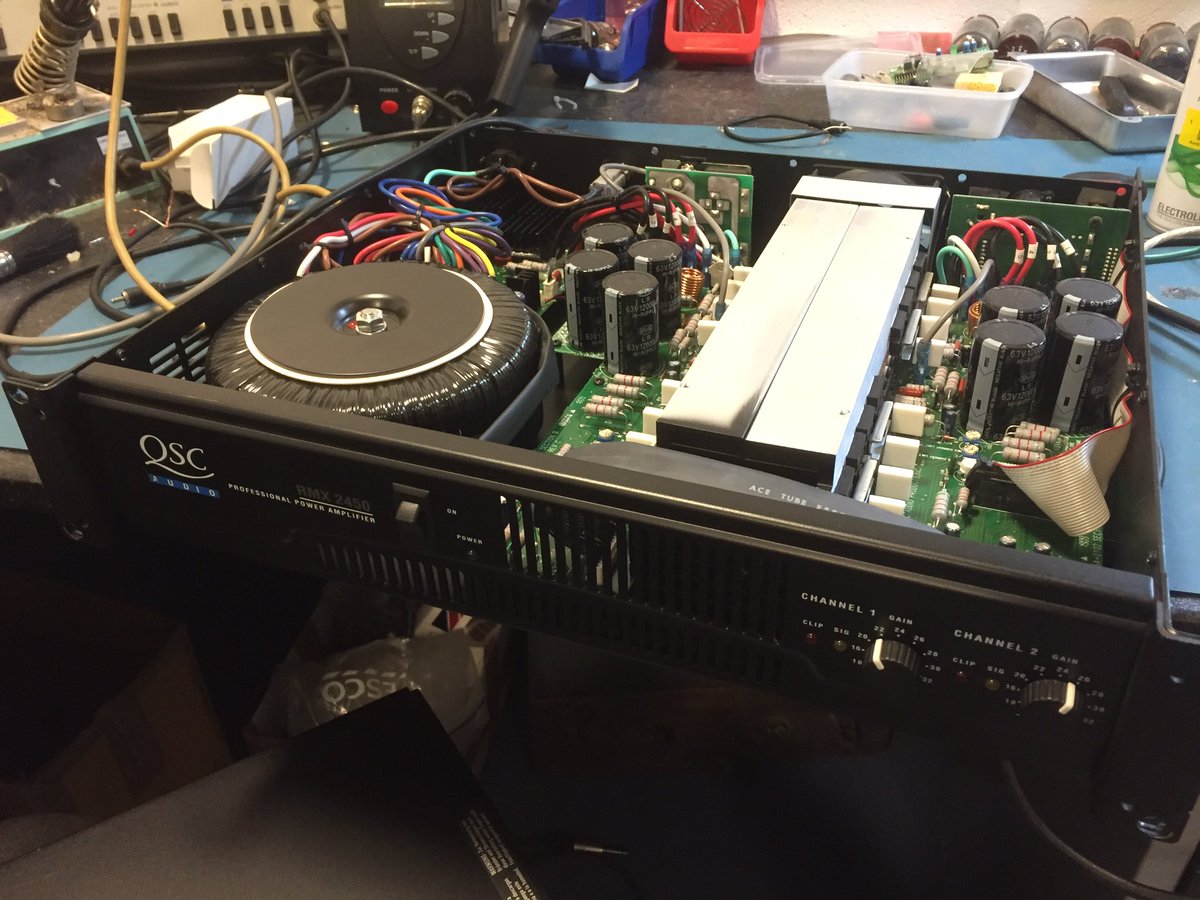 Qsc rmx 2450 power amplifier - loxavisual