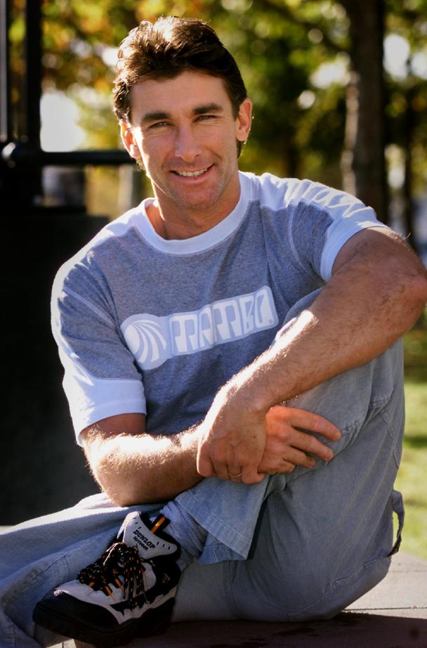 Watch amazing unseen footage from legendary AFL film maker Robert ...