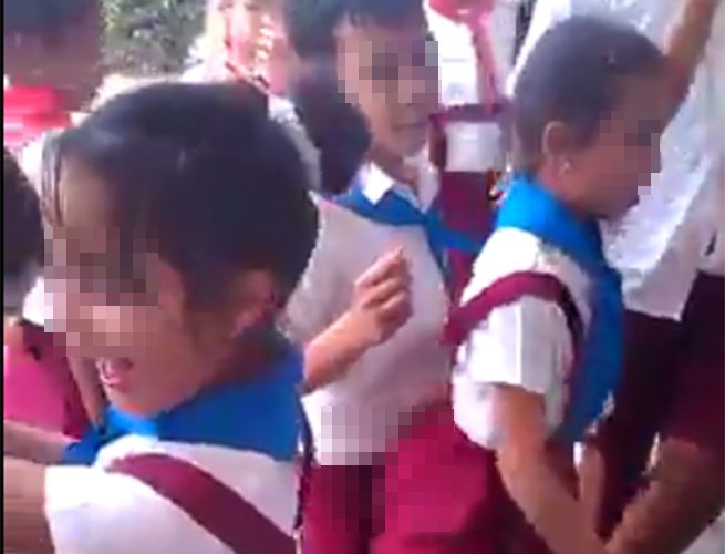 ¡perreo Perreo Padre Comparte Imágenes De Niño En Sensual Baile Excélsior Scoopnest