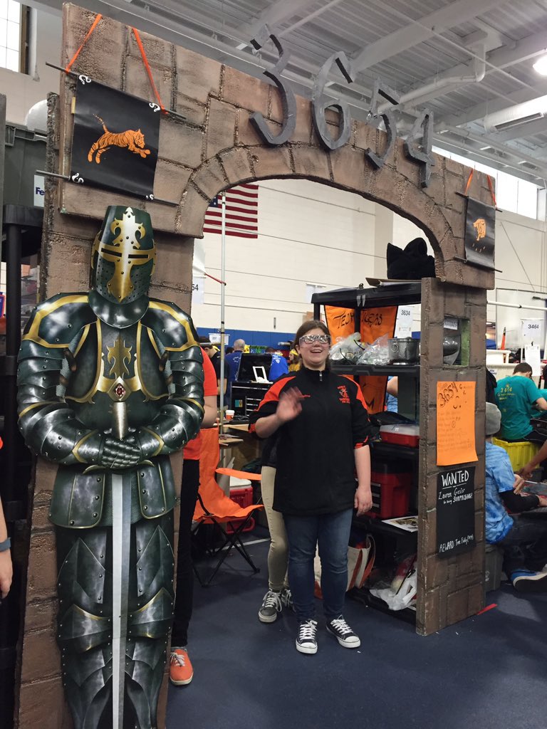 DIY Foam Castle Walls Tutorial - YouTube