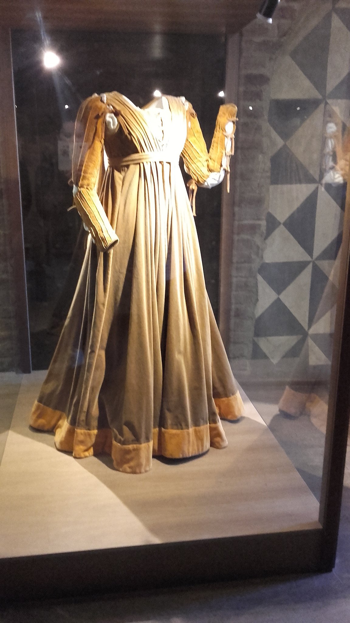 Olivia Hussey Juliet Dress