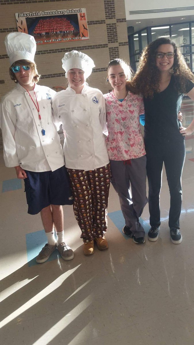 Caroline Seybold's Instagram, Twitter & Facebook on IDCrawl