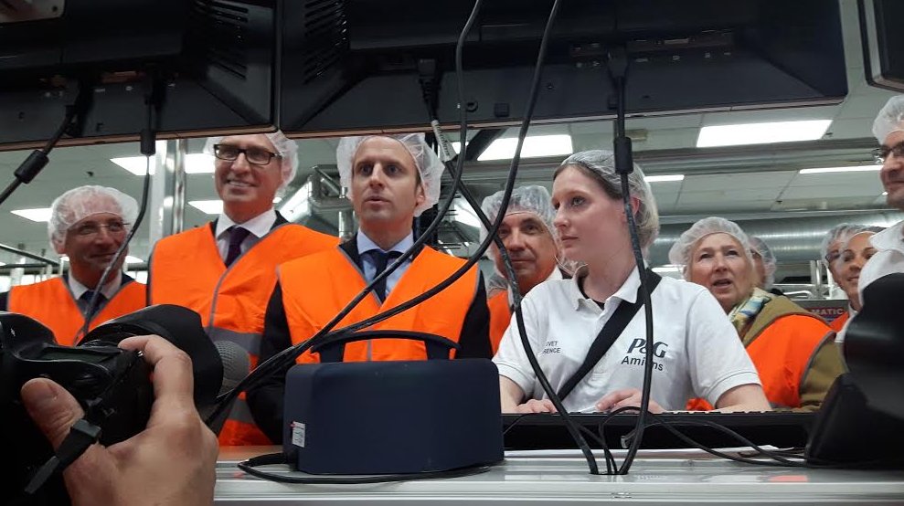 A Amiens, visite de l’usine Procter & Gamble dont les produits sont ...