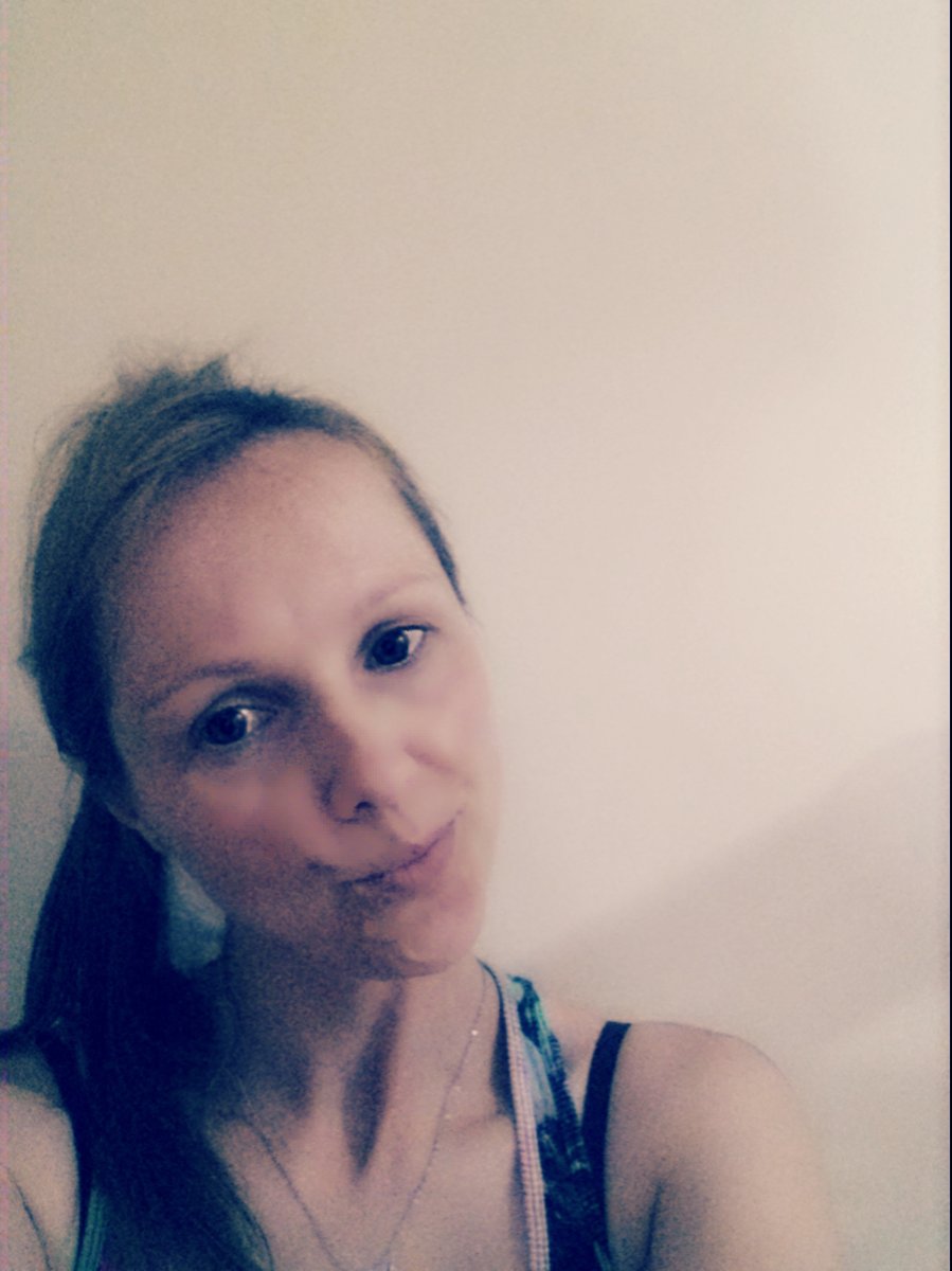 Lene Menezes (@lenevolochenn) | Twitter