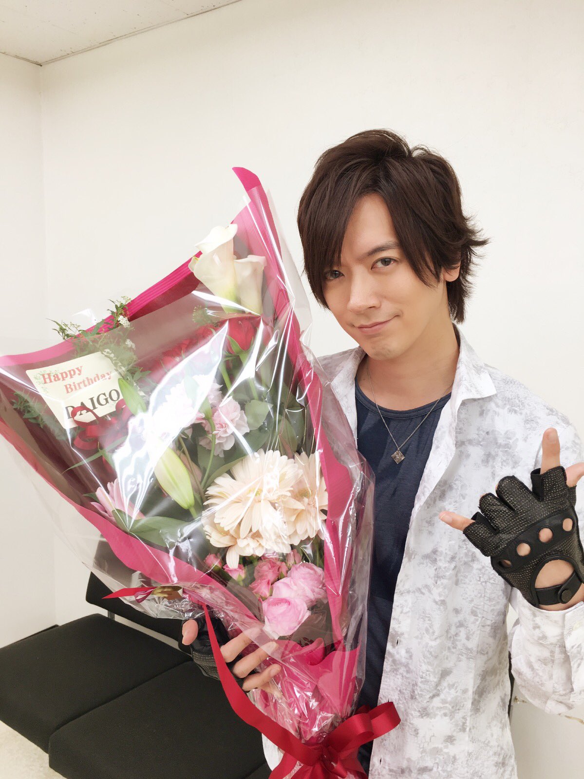 DAIGO on Twitter: "DAIGO、38歳になりました！ これからも 頑張りまうぃっしゅ！ DAIGO BLOG 更新！https://t.co/vOC2NIga6T https ...