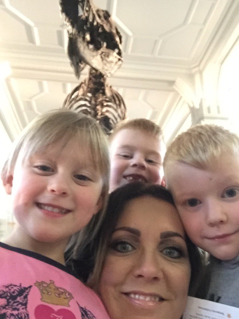 Mandy Clancy's Instagram, Twitter & Facebook on IDCrawl