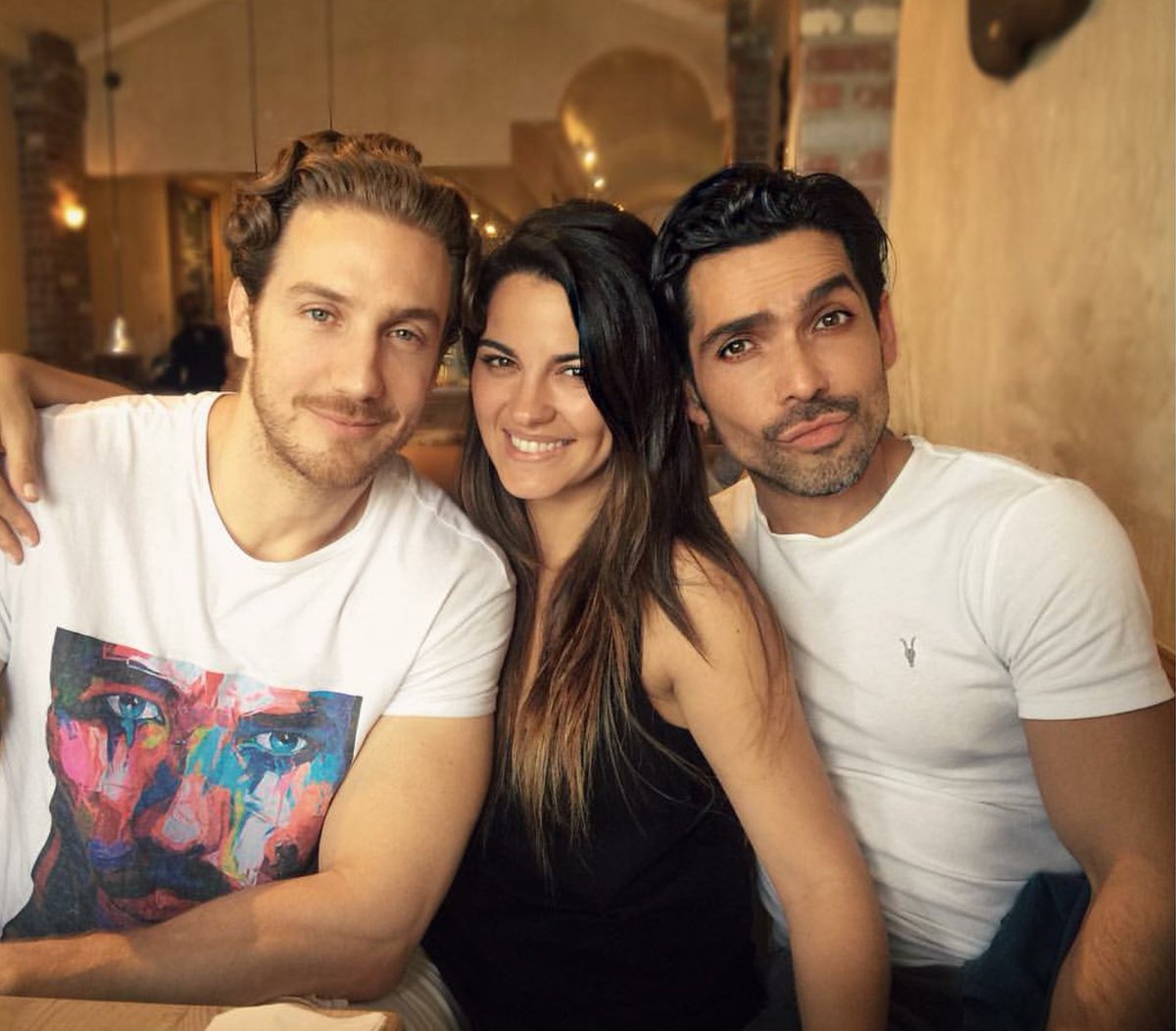 Eugenio Siller Y Maite Perroni