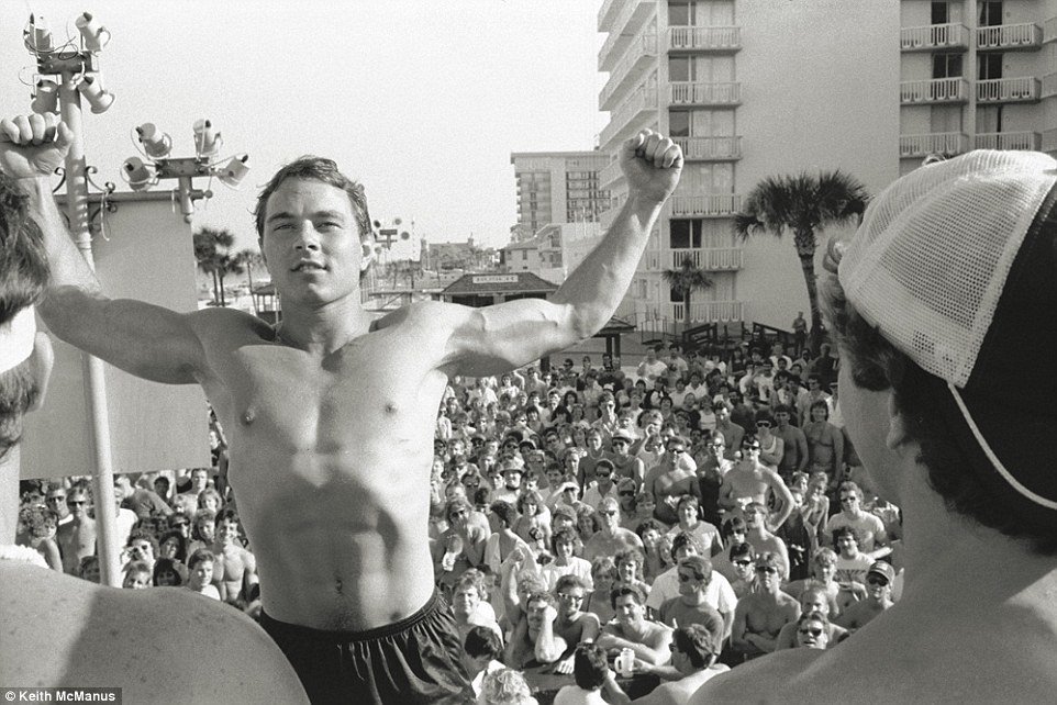 Photographer documents the spring break debauchery in Daytona Beach ...