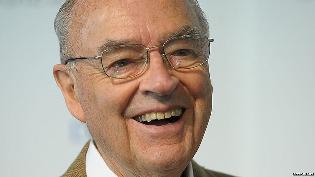 Former US senator Harris Wofford, 90, is to remarry to a man | BBC News ...