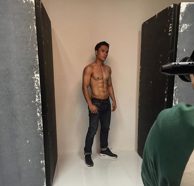 Randy Pangalila Poop