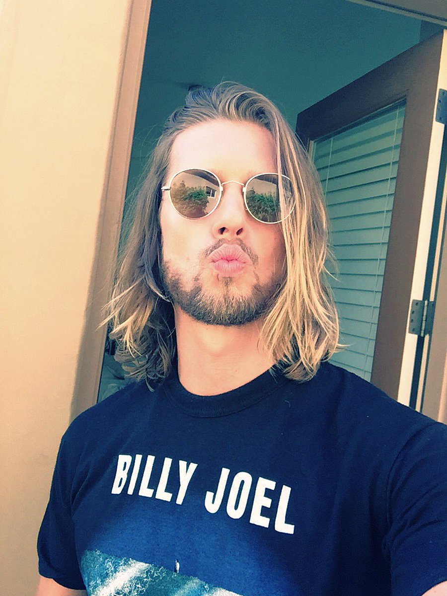 Drew Van Acker Instagram