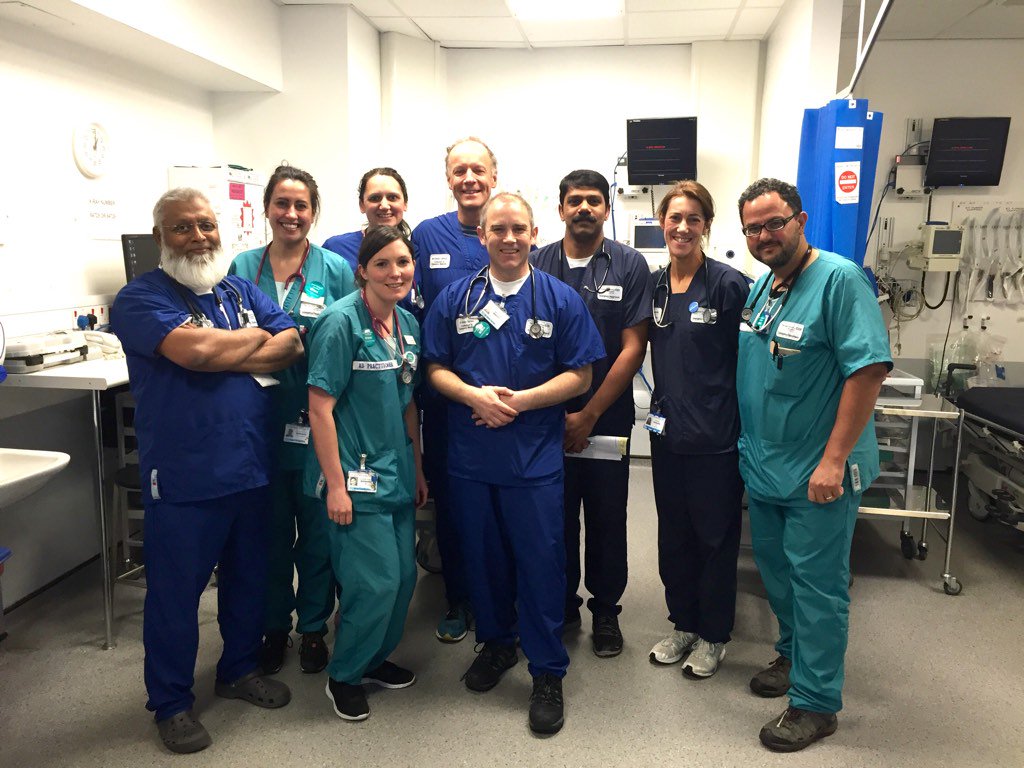 Senior doctors tweet to show patients are safe - ITV News