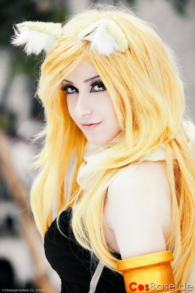 Twoucan - Anni The Duck (@AnniTheDuck)