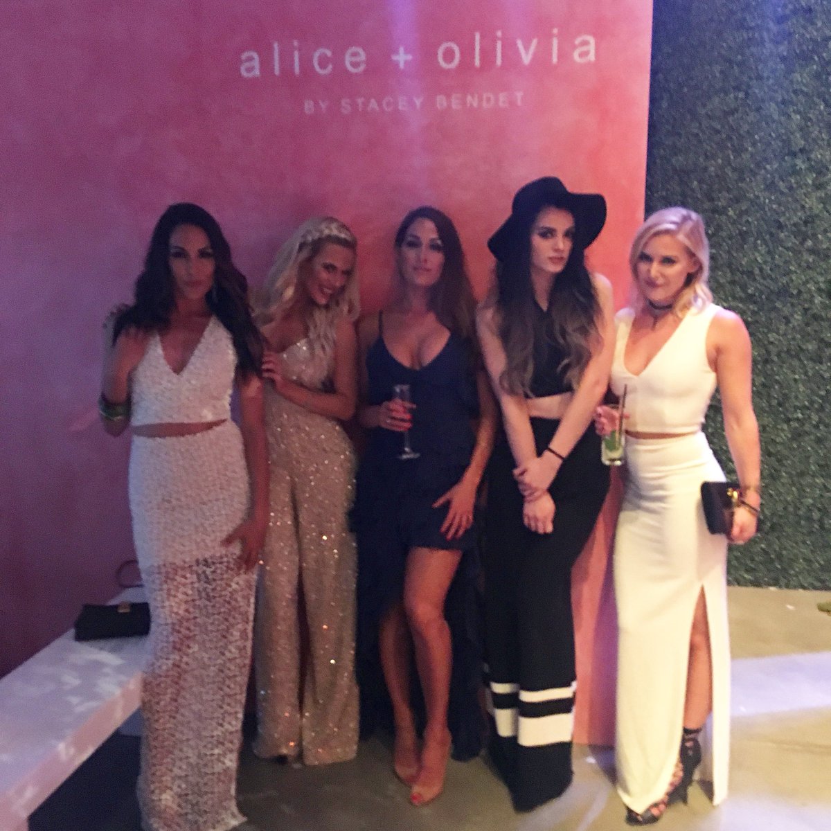 Last Night | AO Live Show | Nikki & Brie | Scoopnest