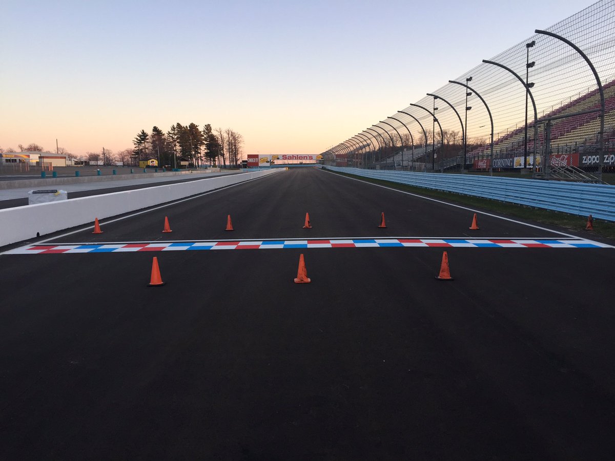 Silverstone's kerbs are now Black and White : r/formula1