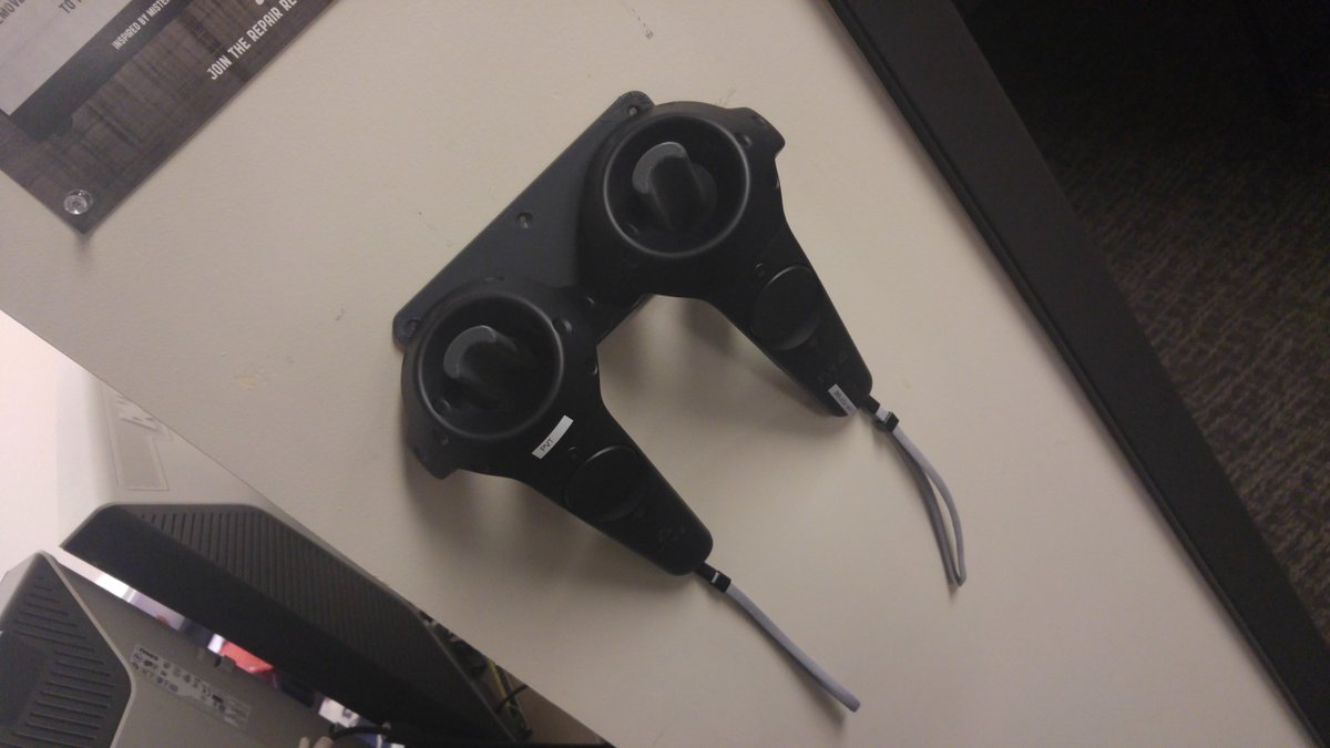 HTC Vive controller wall mount by SG-O : r/Vive