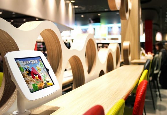 McDonald's UK To Introduce Samsung Tablets
