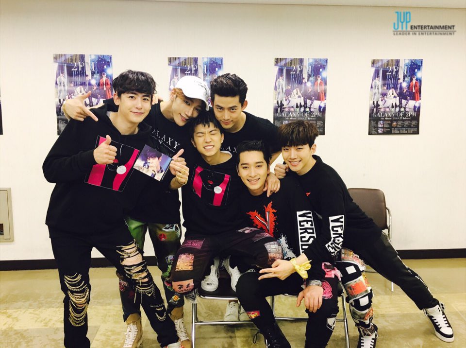 JYPnation in Japan on Twitter: "2PM ARENA TOUR 2016 "GALAXY OF 2PM"@名古屋初日！メンバー6人のそれぞれの魅力を詰め込んだ ...