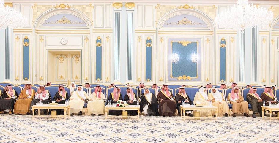 KingSalman receives princes, the Grand Mufti and scholars at Al-Yamamah ...
