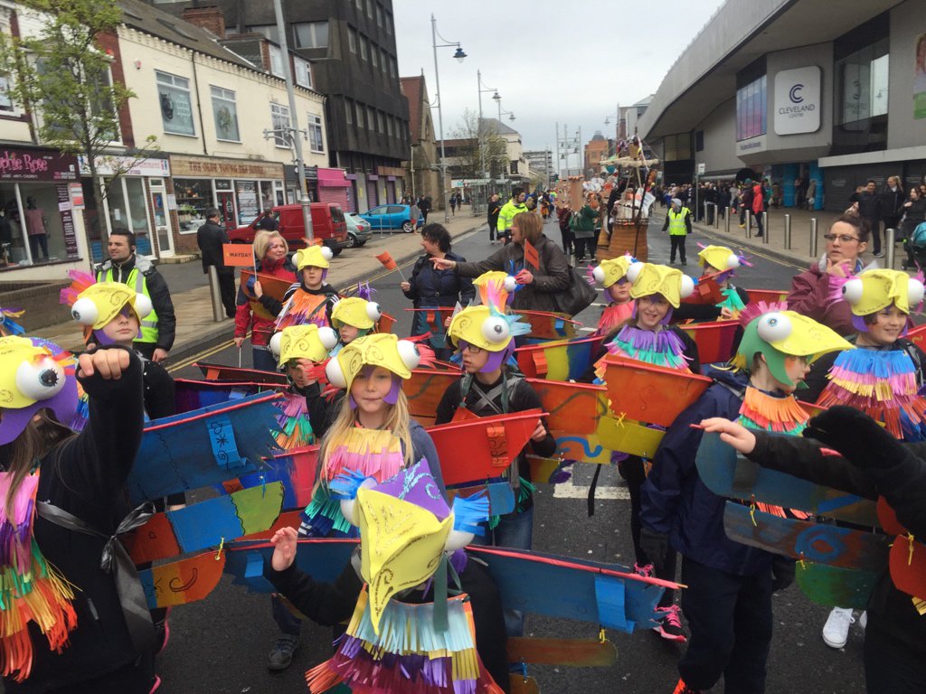 Acklam Whin Primary on Twitter: "#makingmemories…