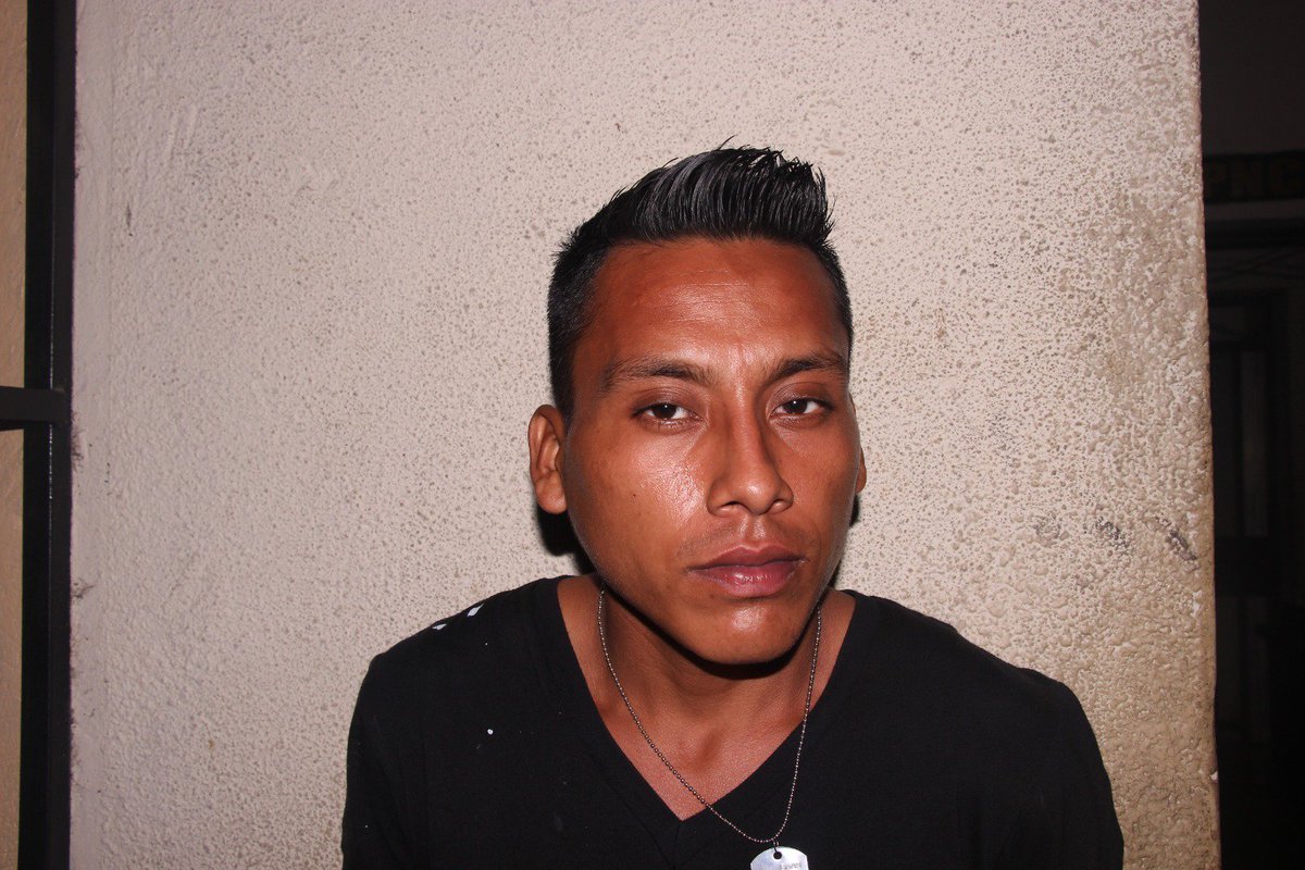 PNCdeGuatemala captura en Escuintla a Lázaro Zuriel de la Cruz por tenencia de arma de fuego ...