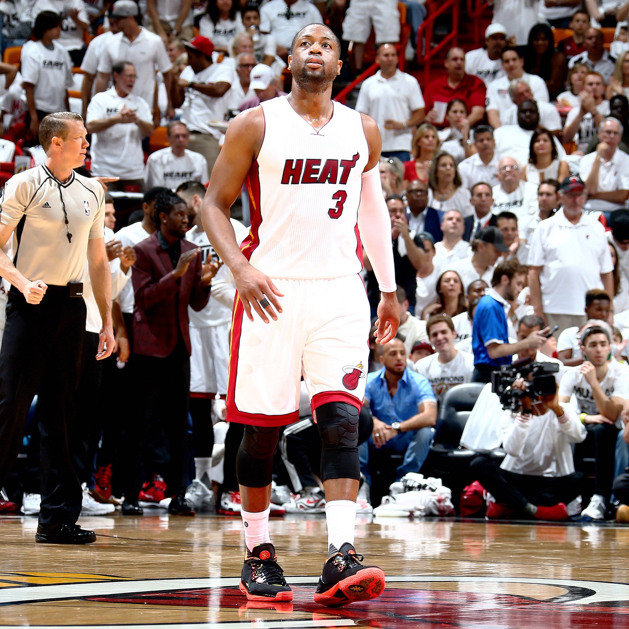 Dwyane Wade 季後賽生涯總得分超越 Wilt Chamberlain | 籃球場 | 籃球地帶 - FanPiece