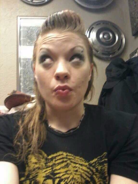 Angelica Hart's Instagram, Twitter & Facebook on IDCrawl