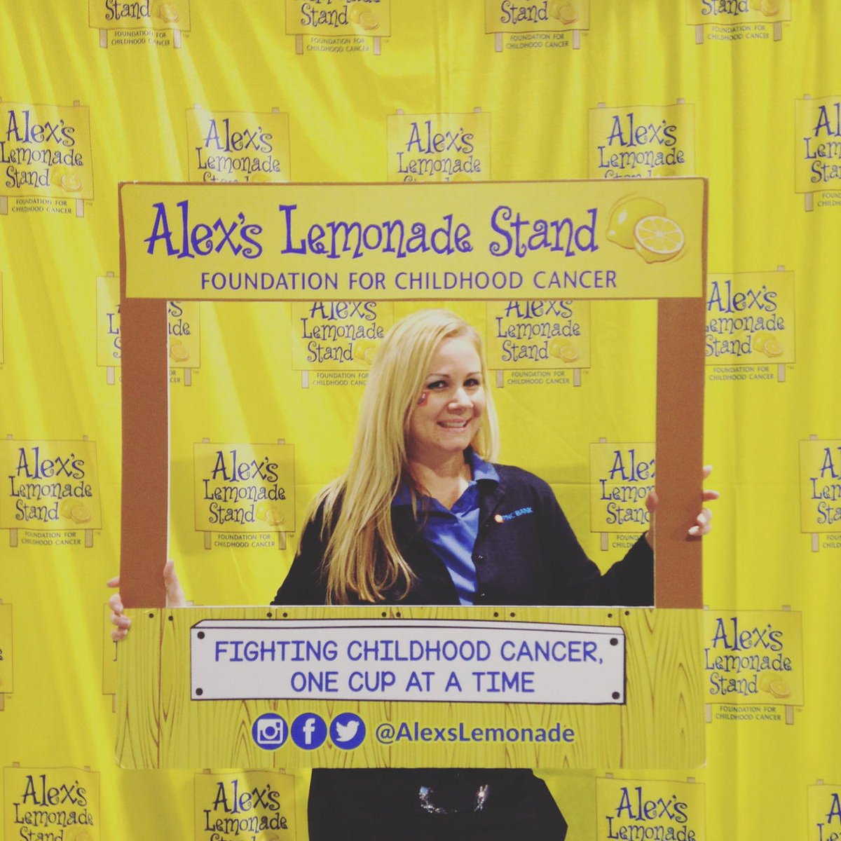 Jennifer Blight's Instagram, Twitter & Facebook on IDCrawl