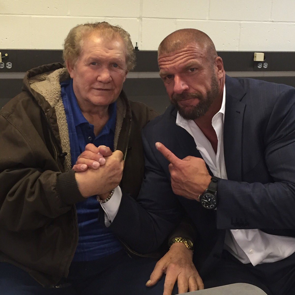 Apollo Crews na fali, Enzo na RAW, WWE HOF na RAW, Rodzina vs Klub ...