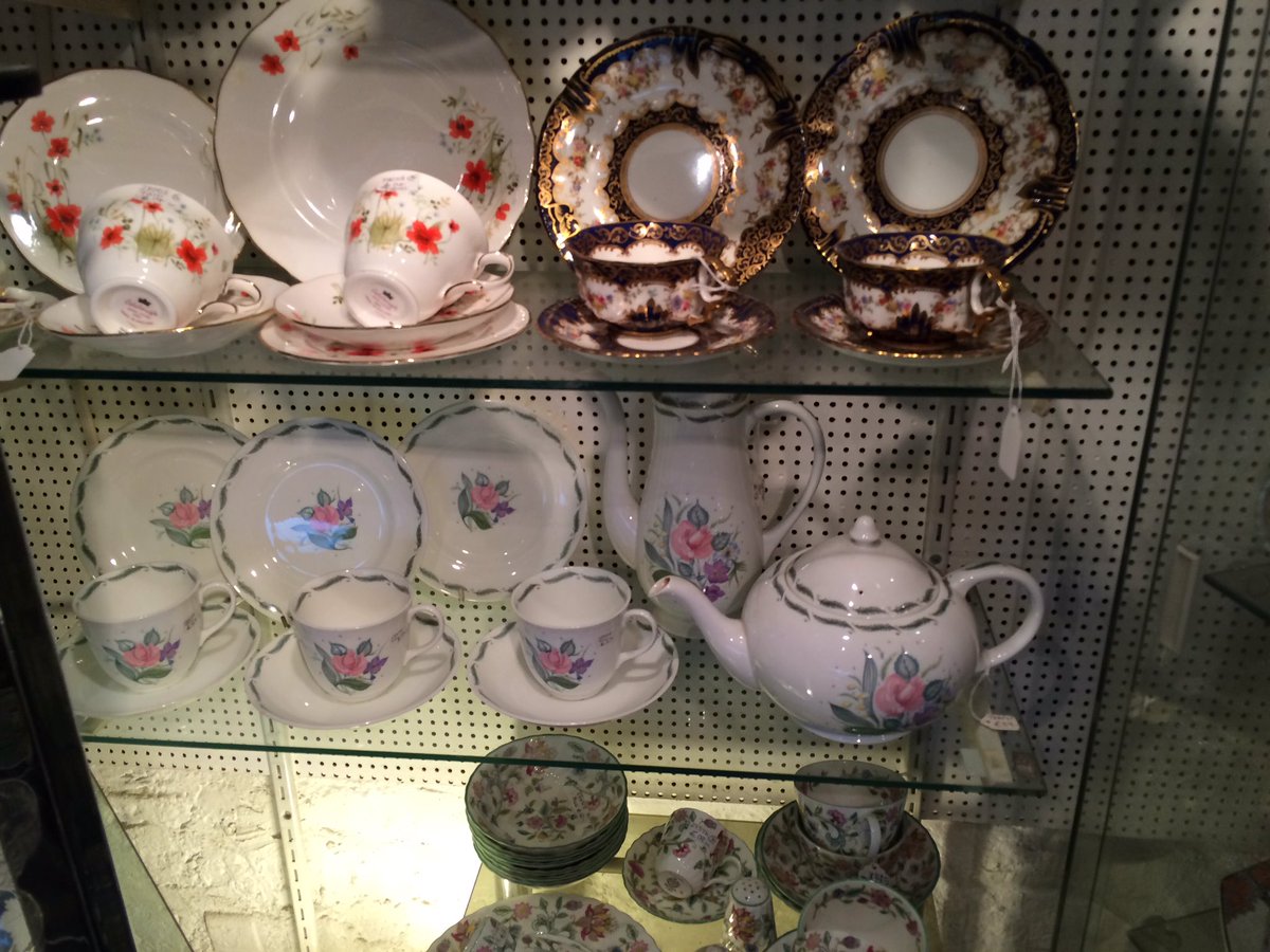 Susie Cooper, Crown Staffs tea ware | Northcote Road Antiques Market