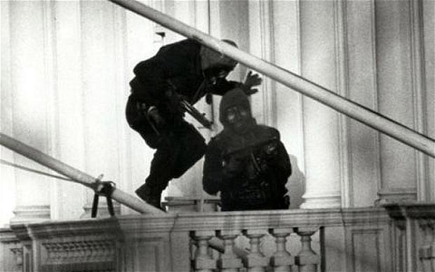 SAS Team 1 ready to attack the Iranian Embassy 16 Princes Gate, South ...