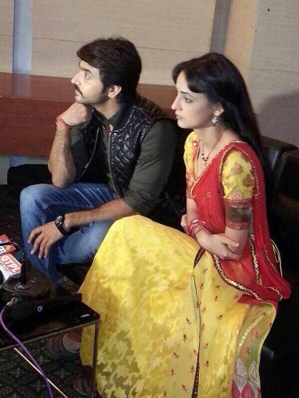 Ashish Sharma And Sanaya Irani