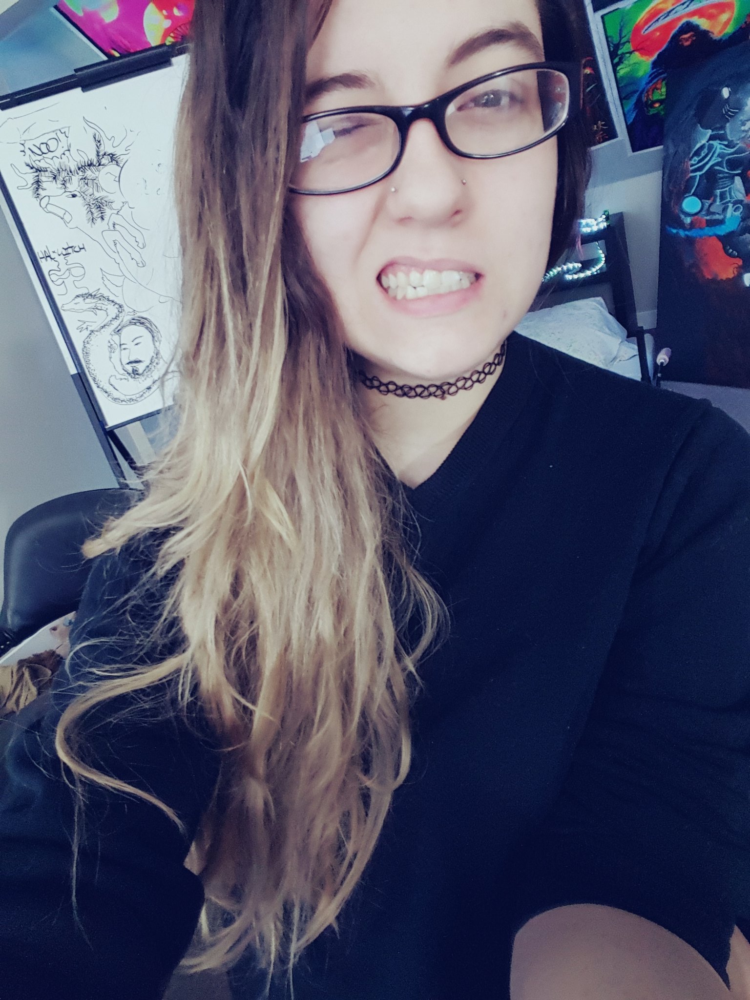 TW Pornstars - Elizabeth Smith. Twitter. Guess who needs to exfoliate ...