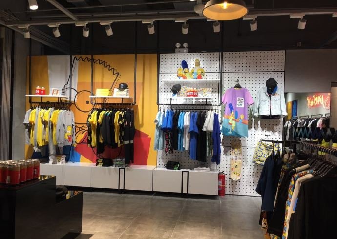 TheSimpsons arrive in China! The 1st Simpsons' store opens in downtown ...