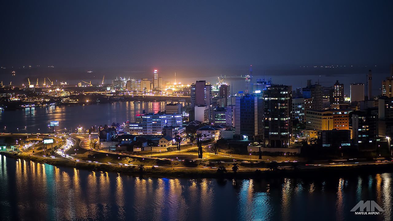 Abidjan By Night