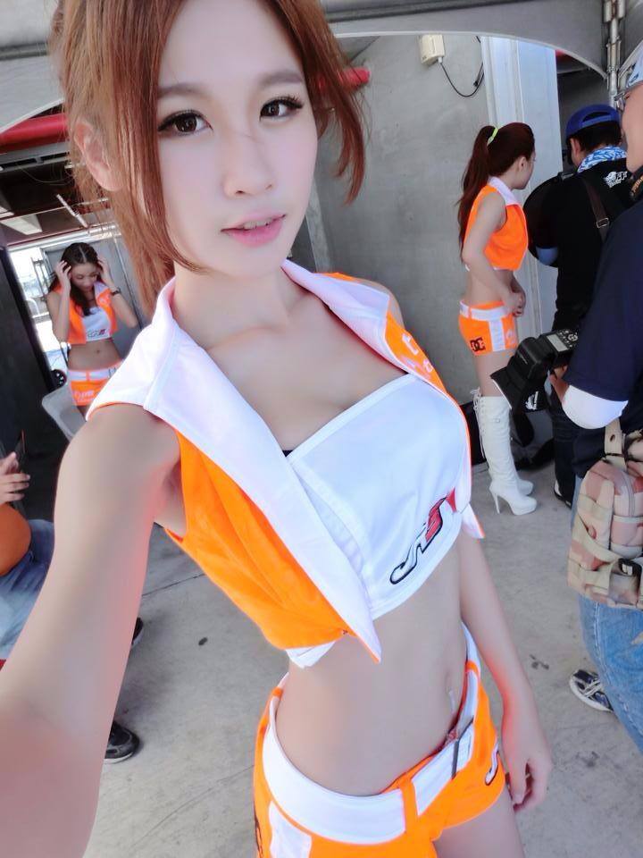 Pee Chang Stunning Taiwanese racequeen https://t.co/iHqLk8TxOf #racequeen #model #AsianGirlsPic ...