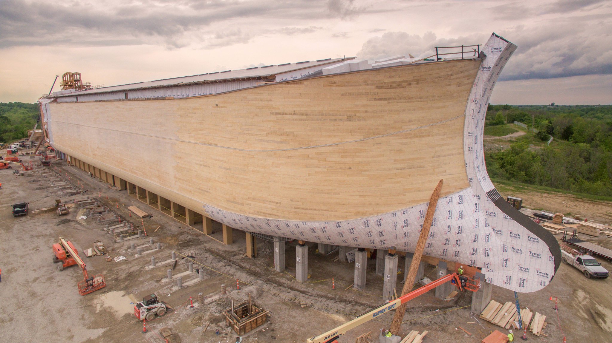 Life sized Noah's Ark | The Chicago Garage
