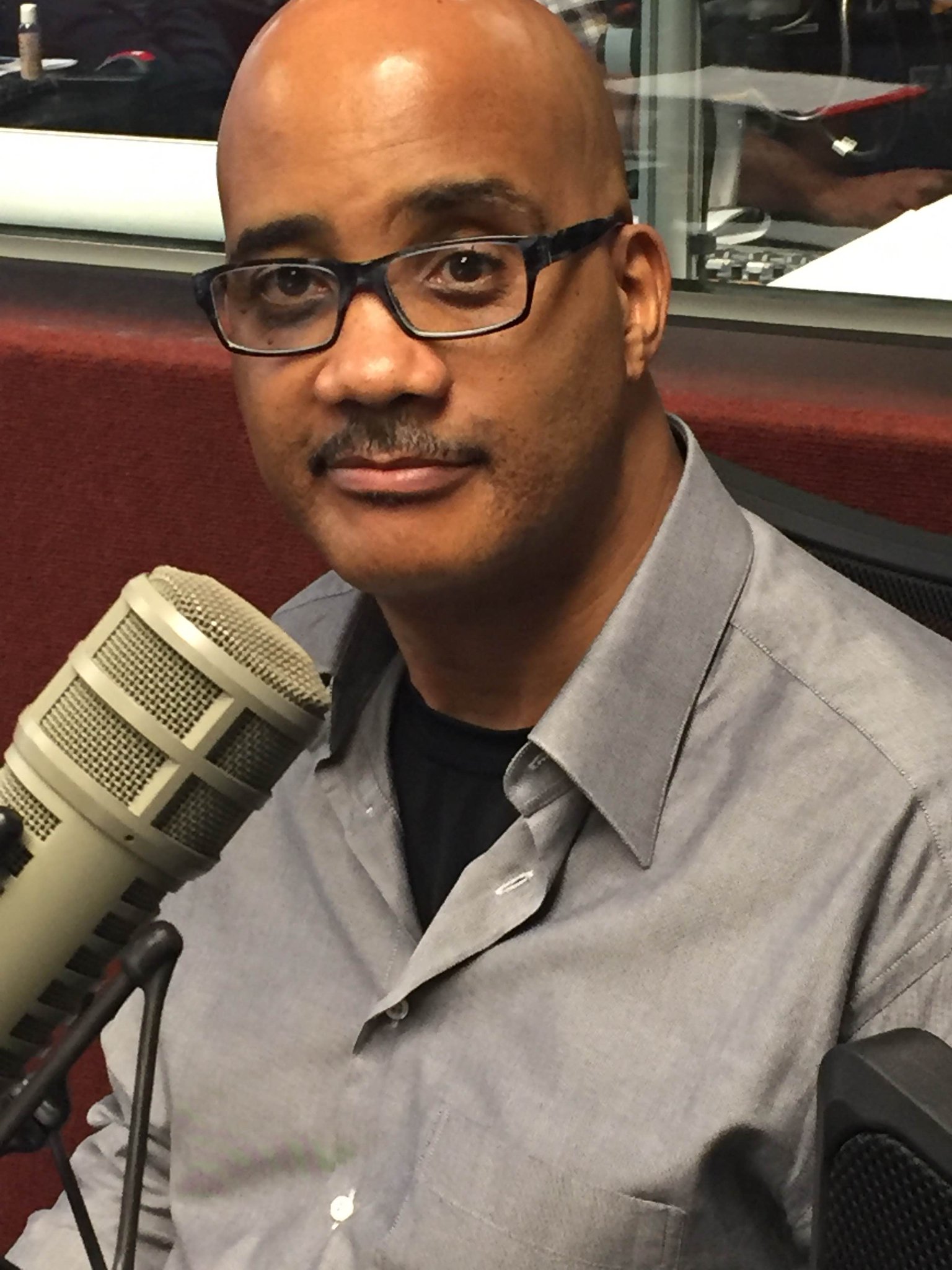 John Henton Eye TC Carson & John Henton Discuss Living Single Secrets