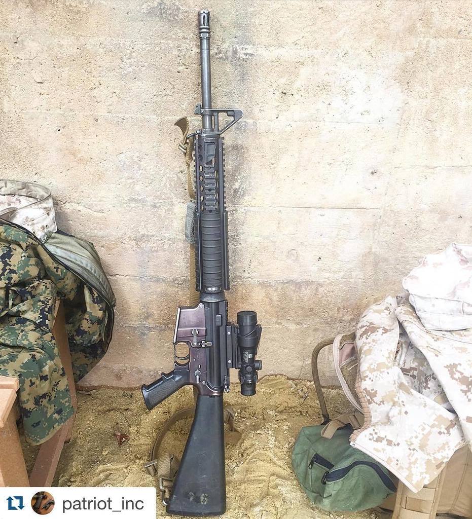 M16a4 Service Rifle With Acog