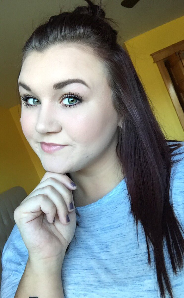 Sydney Bourque (@sydeb11) | Twitter