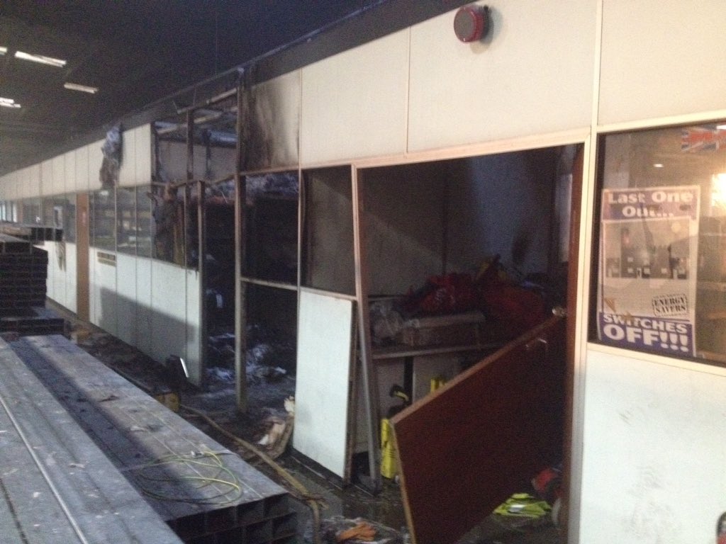 Factory fire in Wolverhampton - ITV News