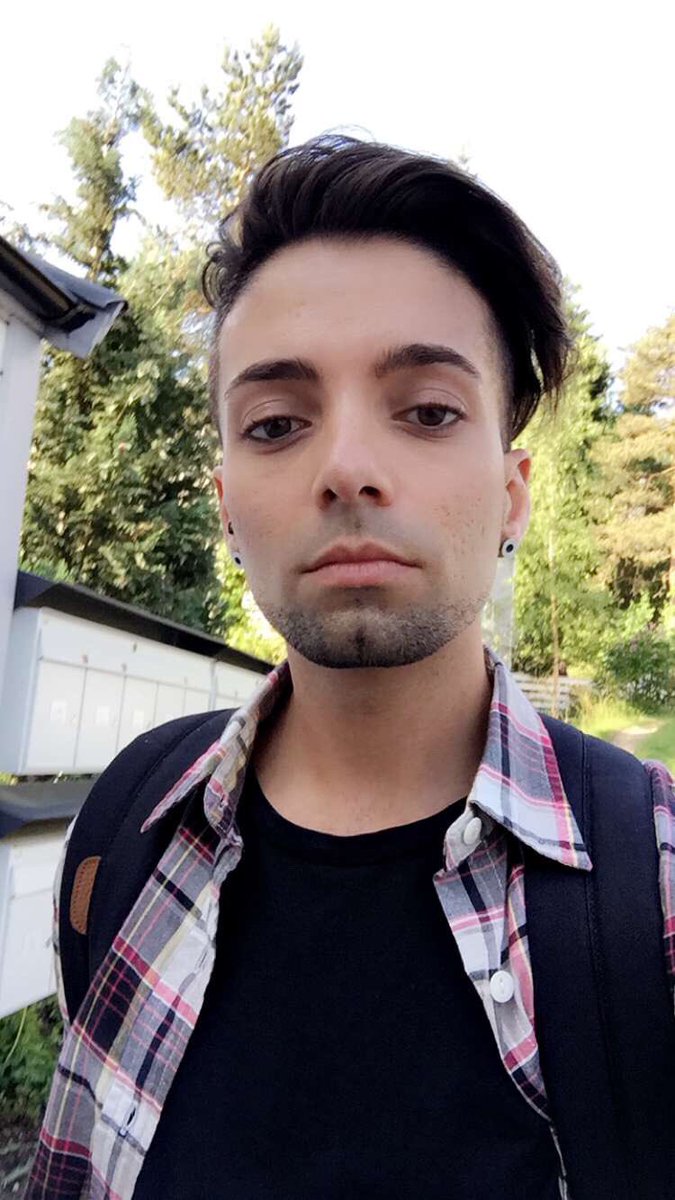 Omar Bhatti's Instagram, Twitter & Facebook on IDCrawl