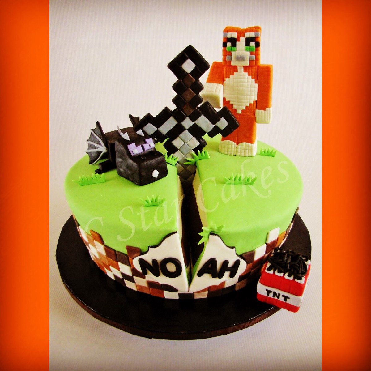 Minecraft Ender Dragon Cake